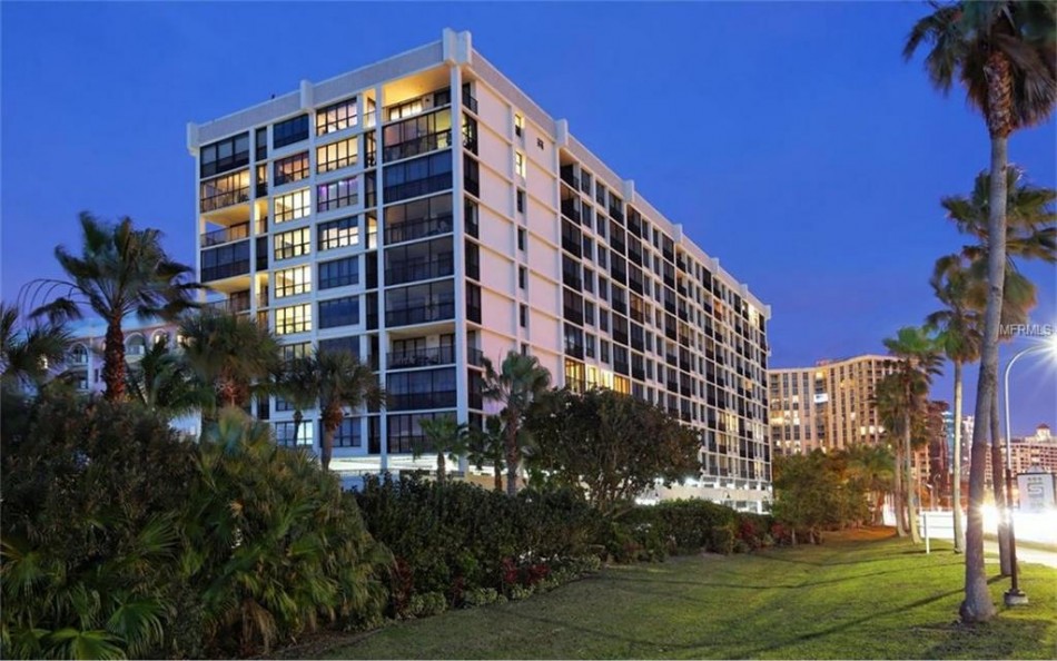 Sunset Towers Condos for sale - Downtown Sarasota Condos